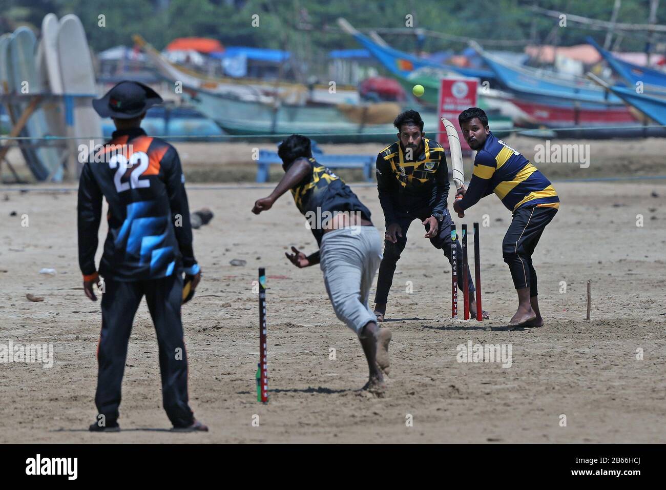 Sri lankan fans hi-res stock photography and images - Alamy