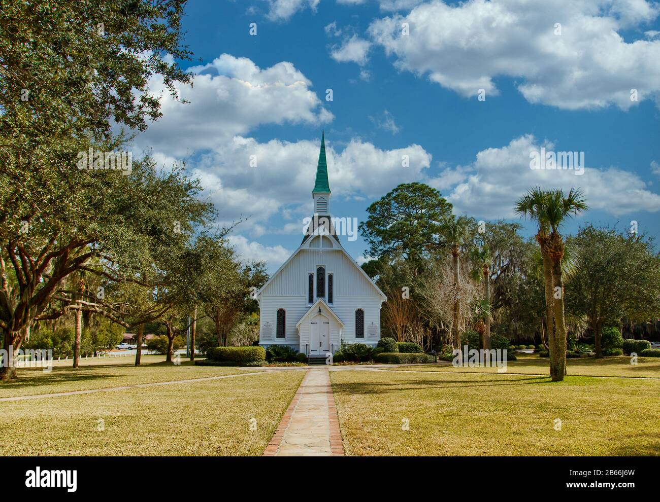 White small wooden catholic church hi-res stock photography and images ...