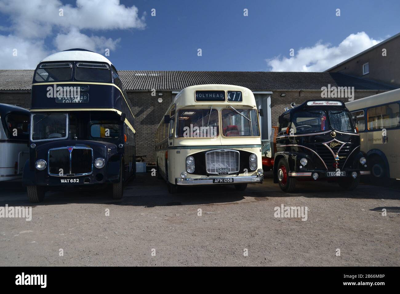 Vintage foden truck hi-res stock photography and images - Alamy