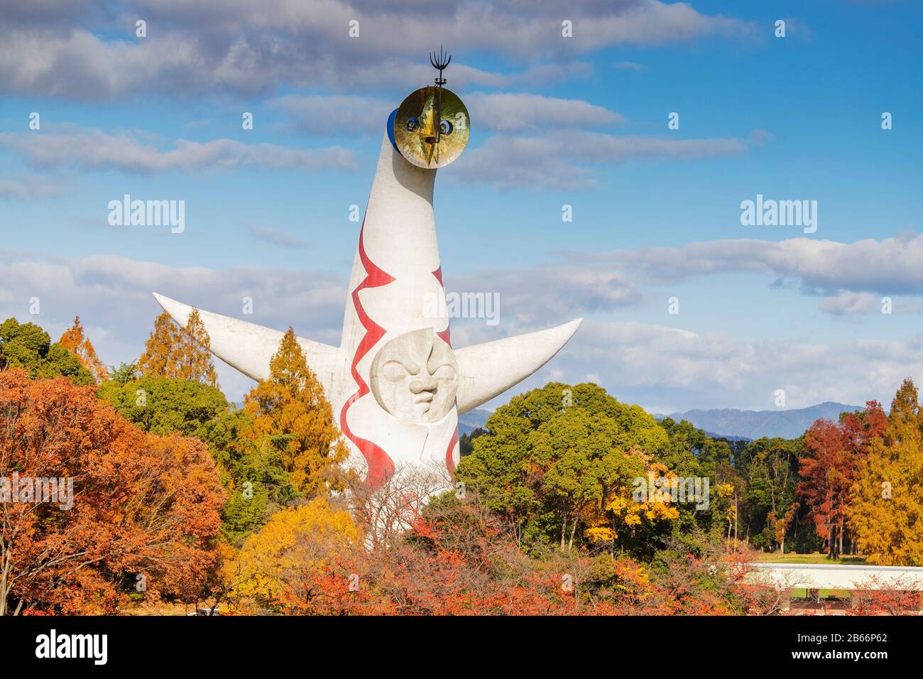 Taro okamoto sculpture hi-res stock photography and images - Alamy