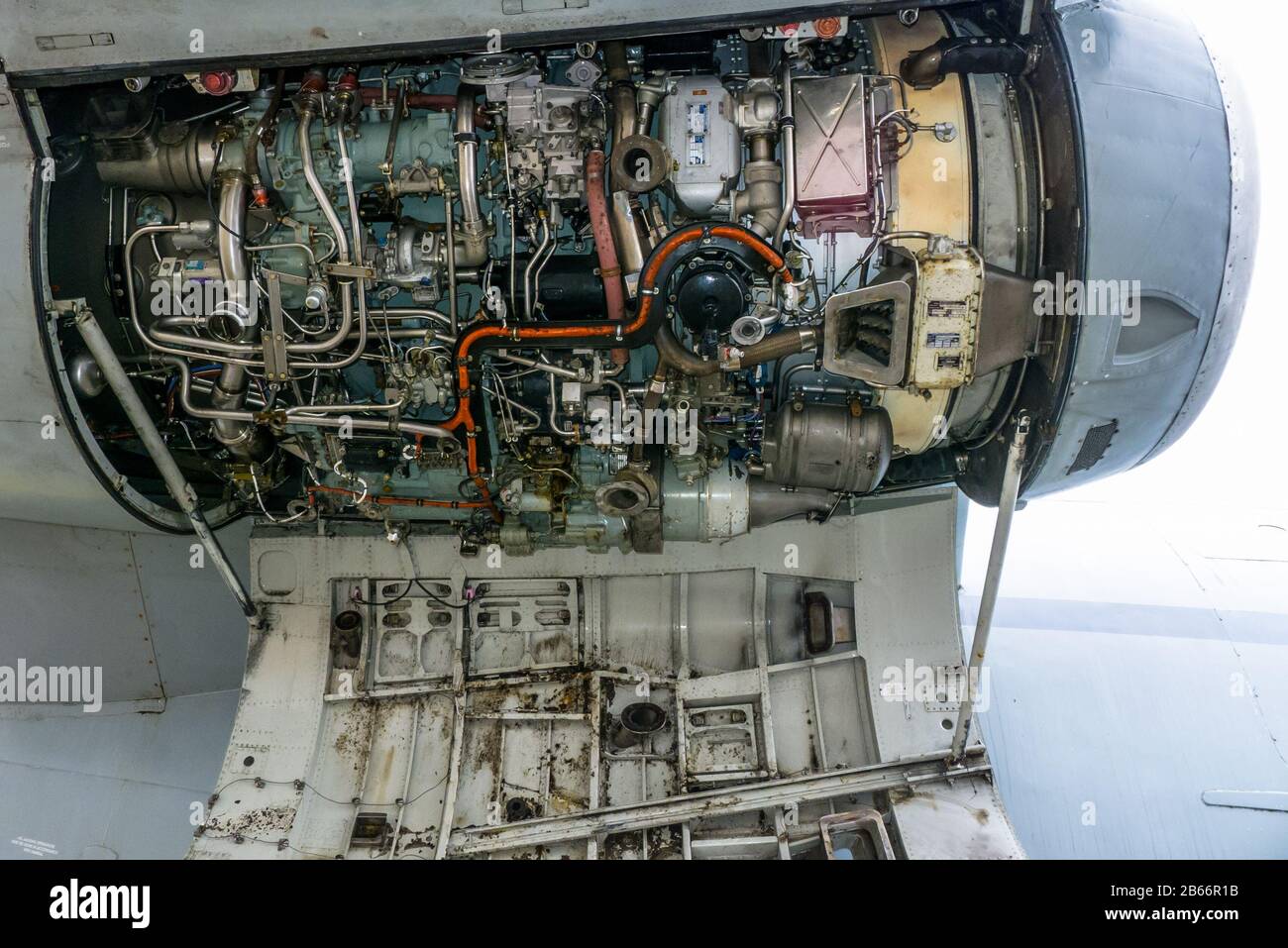 Jet engine test hi-res stock photography and images - Alamy