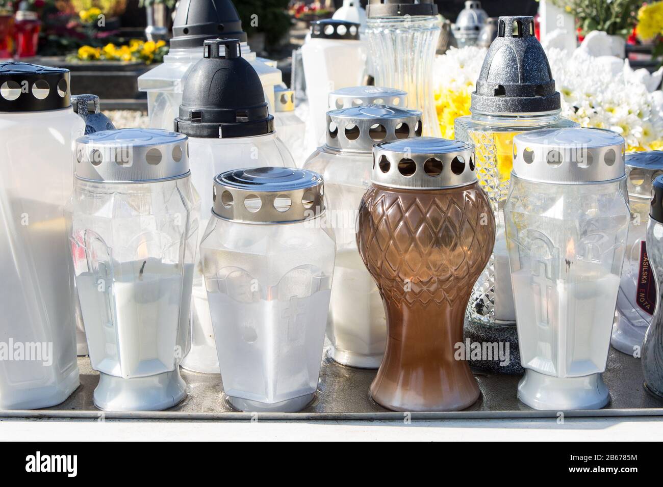 people remembering their loved ones who died Stock Photo - Alamy