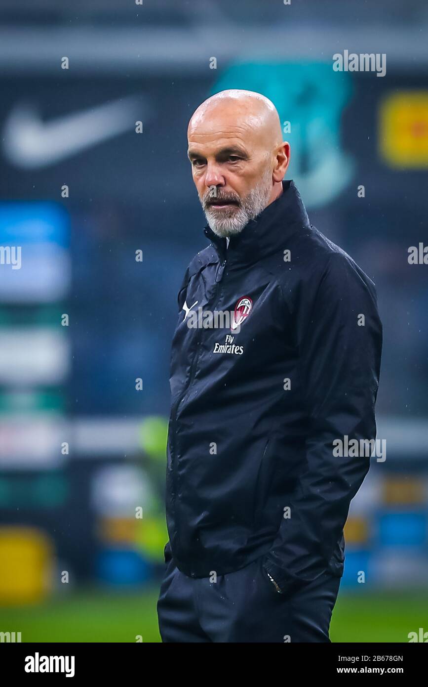 Head Coach of AC Milan Stefano Pioli during italian soccer Serie A ...