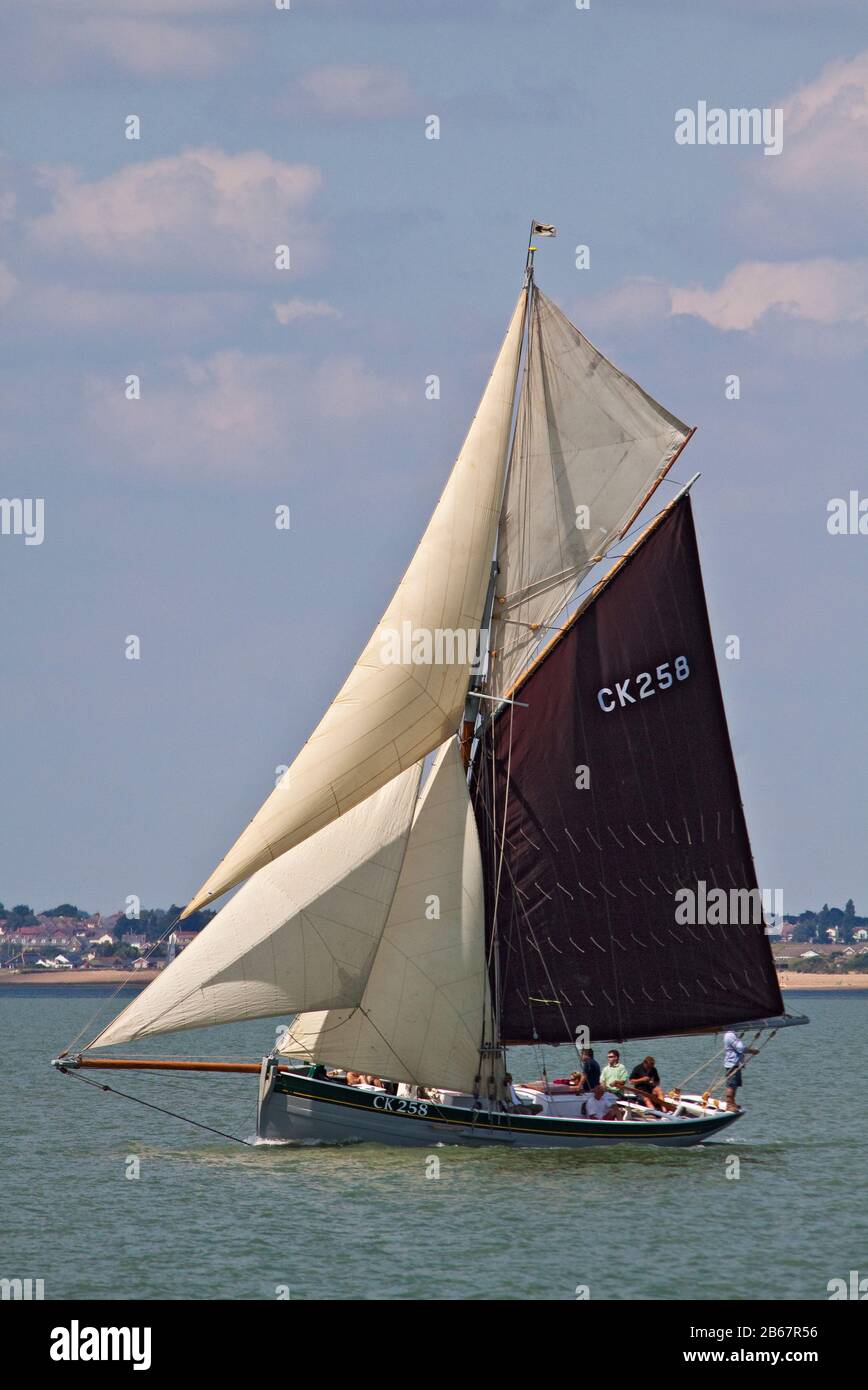 Essex Oyster smack CK258 Charlotte Ellen under full sail Stock Photo ...