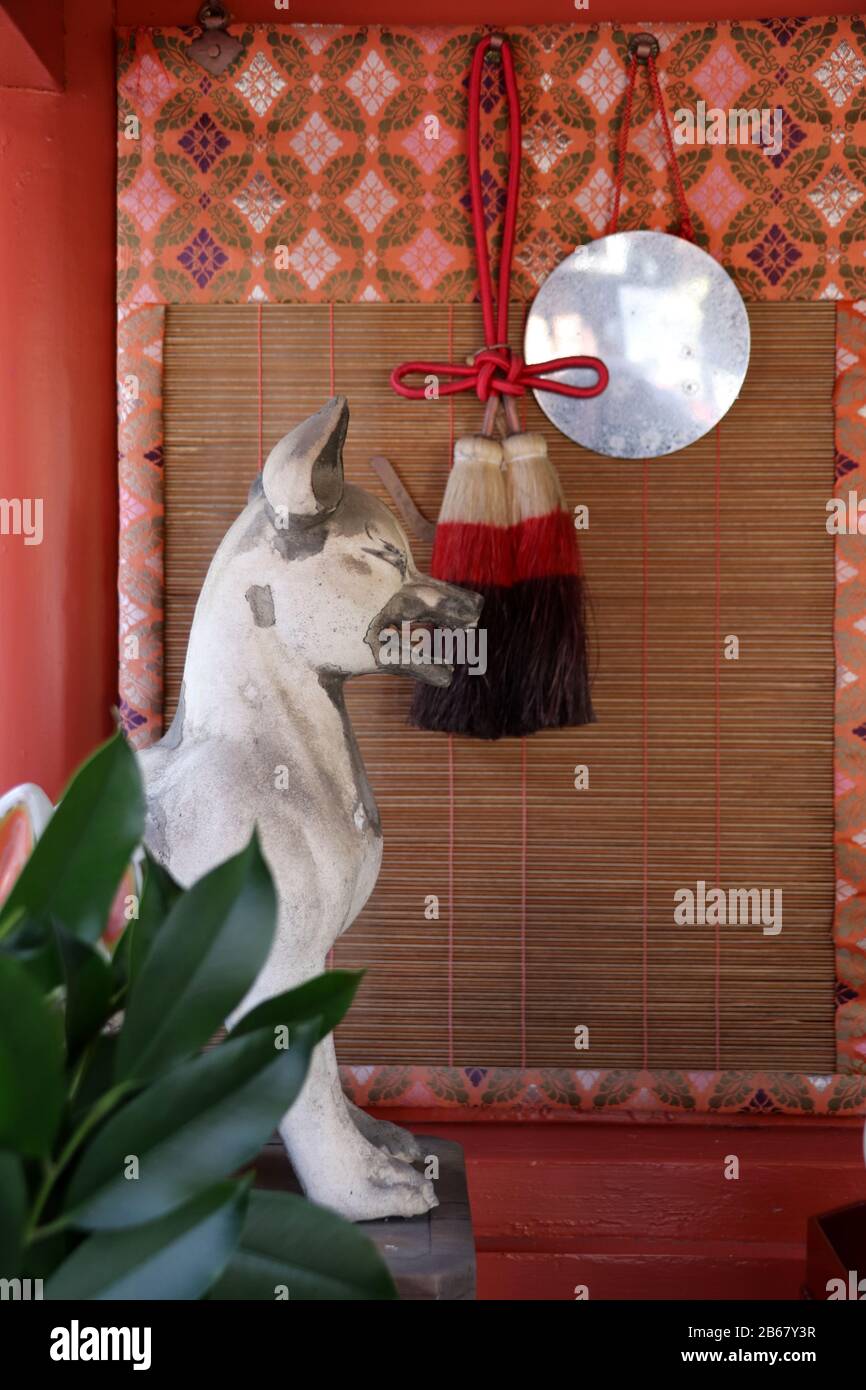 Rice deity inari hi-res stock photography and images - Alamy