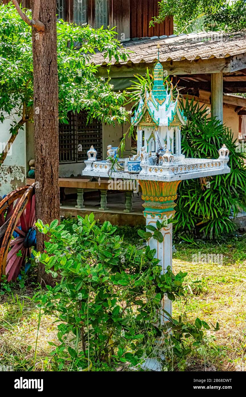Spirit houses hi-res stock photography and images - Alamy