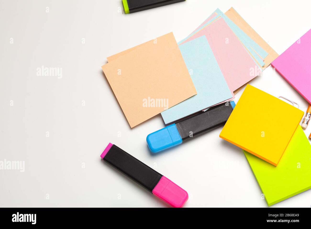 Sticky notes pen laptop table adhesive note hi-res stock photography ...