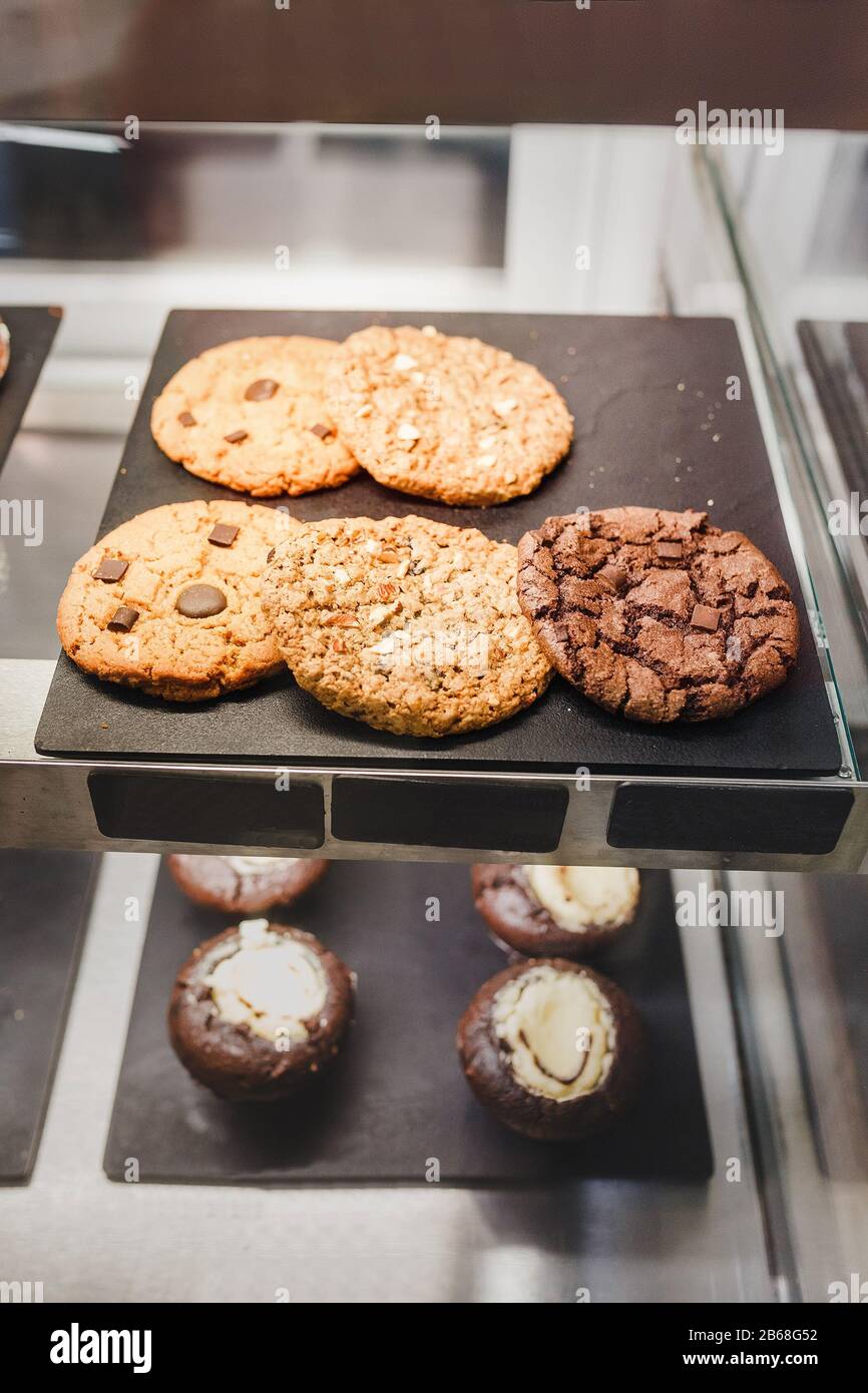 Shelf display biscuits hi-res stock photography and images - Alamy