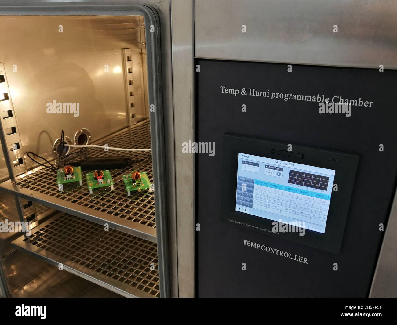 Thermal and humidity chamber for products testing Stock Photo - Alamy