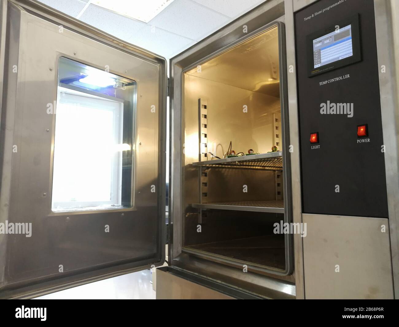 Thermal and humidity chamber for products testing Stock Photo - Alamy