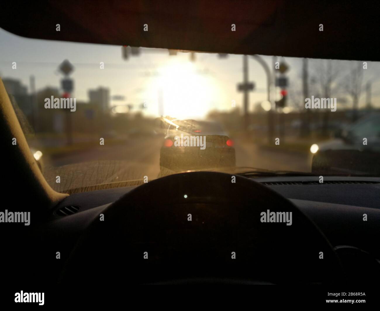 Car sun glare hi-res stock photography and images - Alamy