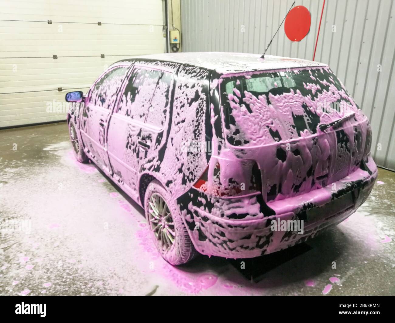 Shampoo foam hi-res stock photography and images - Alamy