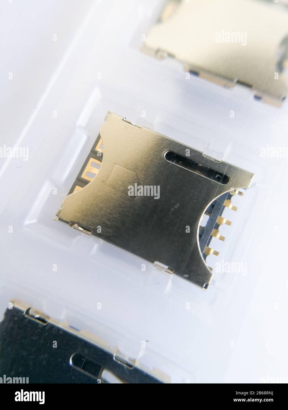 Micro assembly hi-res stock photography and images - Alamy