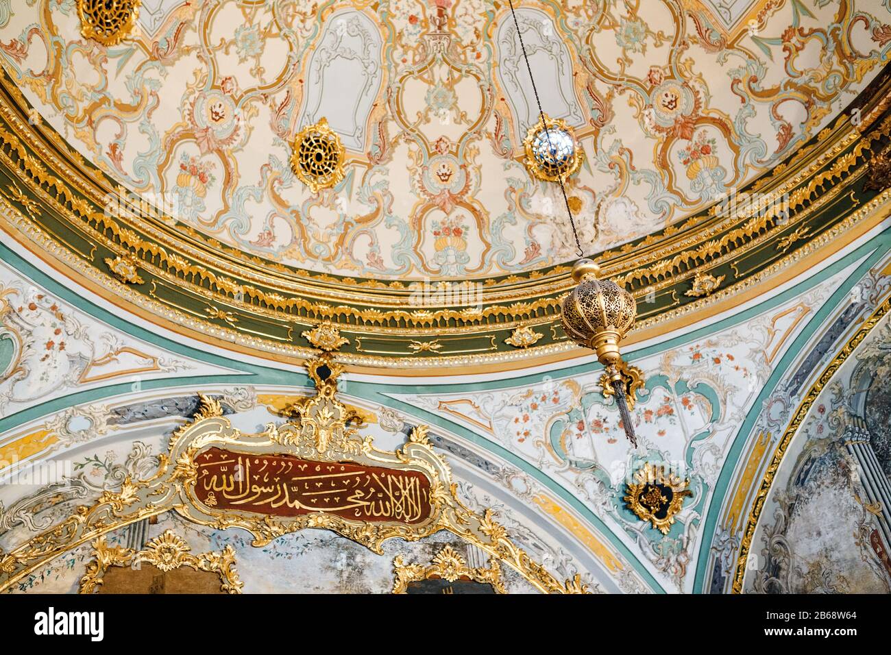Topkapi palace museum painting hi-res stock photography and images - Alamy