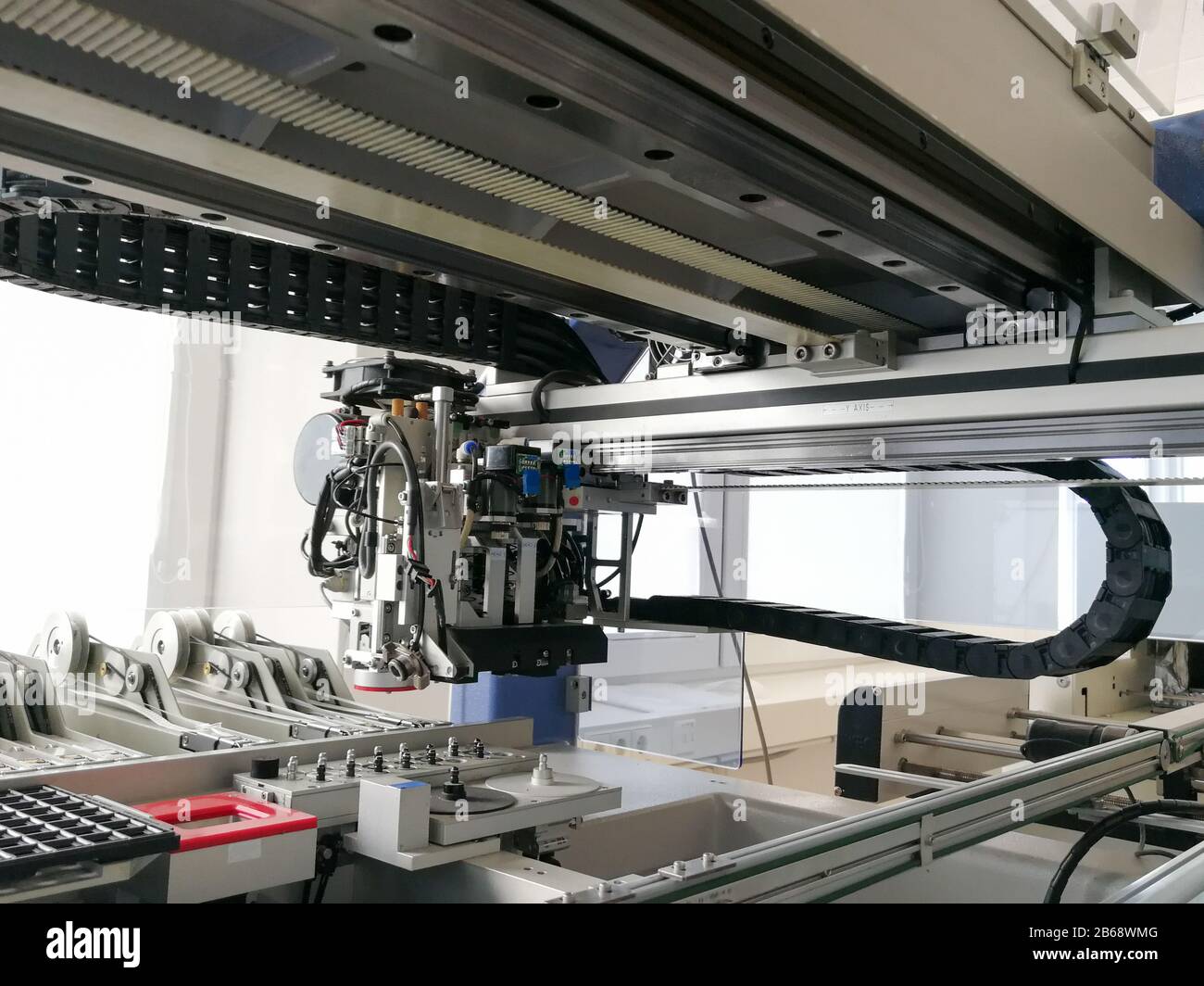 Internal CNC mechanism inside Pick and Place machine Stock Photo - Alamy