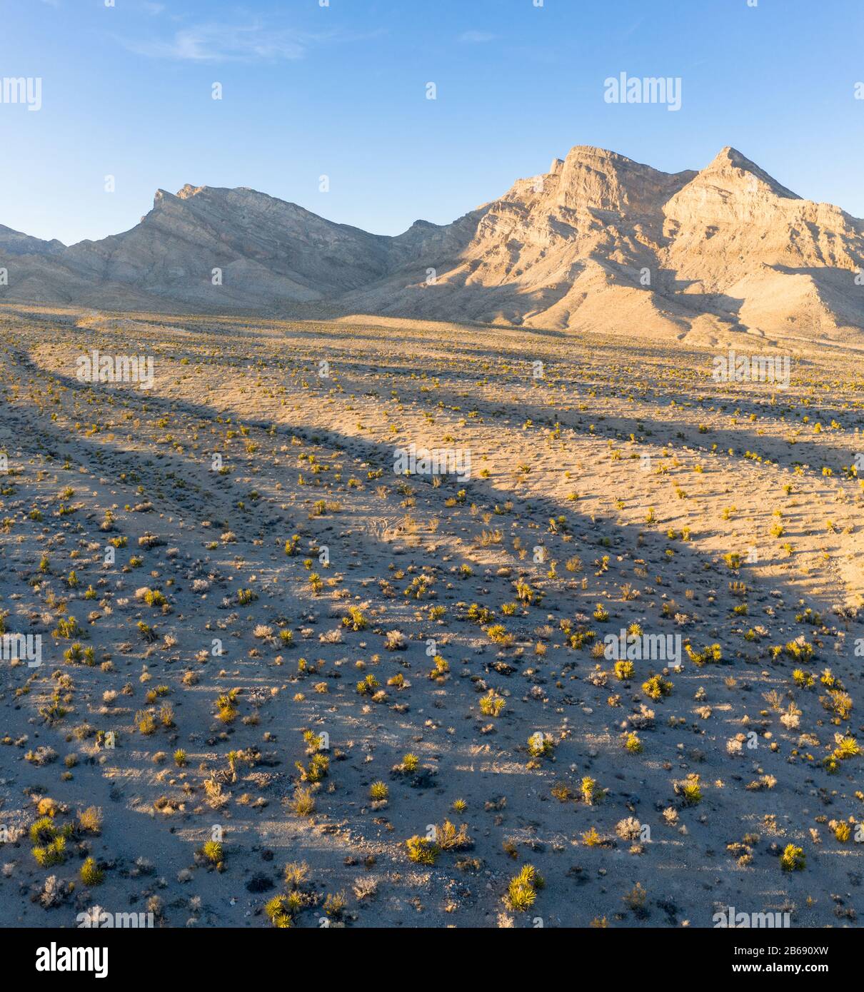 Aerial las vegas desert hi-res stock photography and images - Alamy