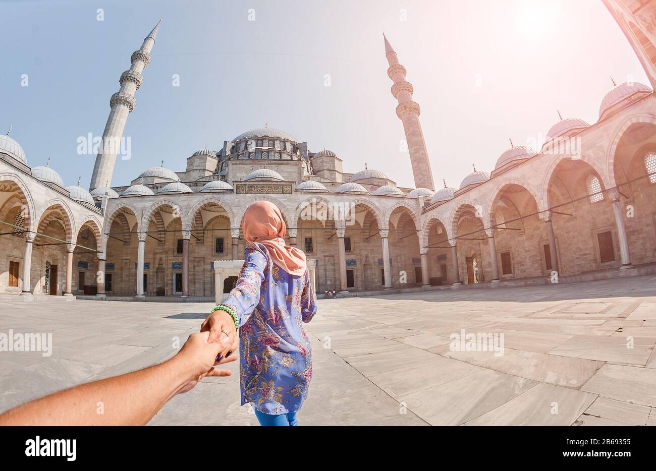 Turkish muslim girl istanbul hi-res stock photography and images - Alamy