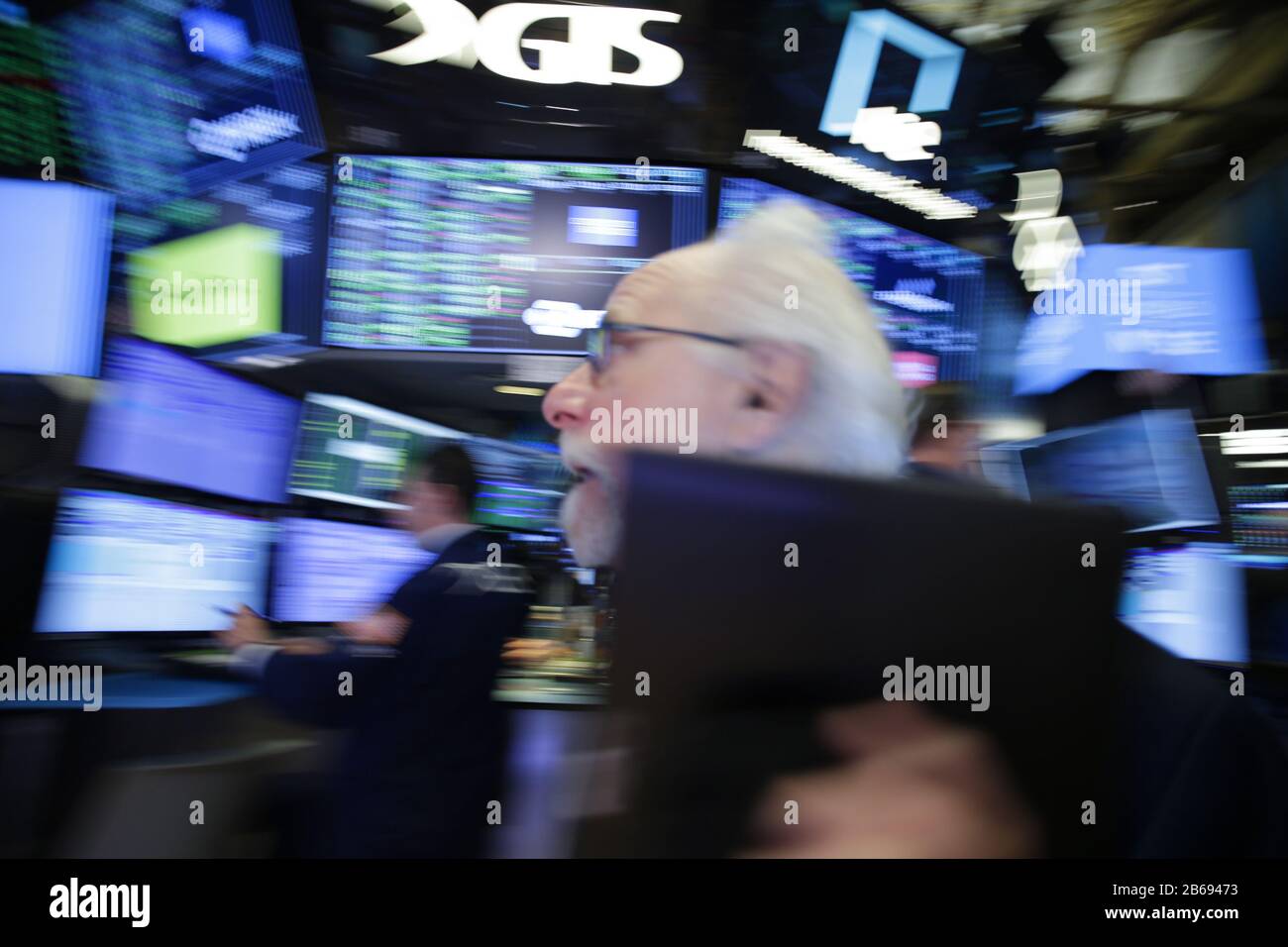 10 march 2000 wall street hi-res stock photography and images - Alamy