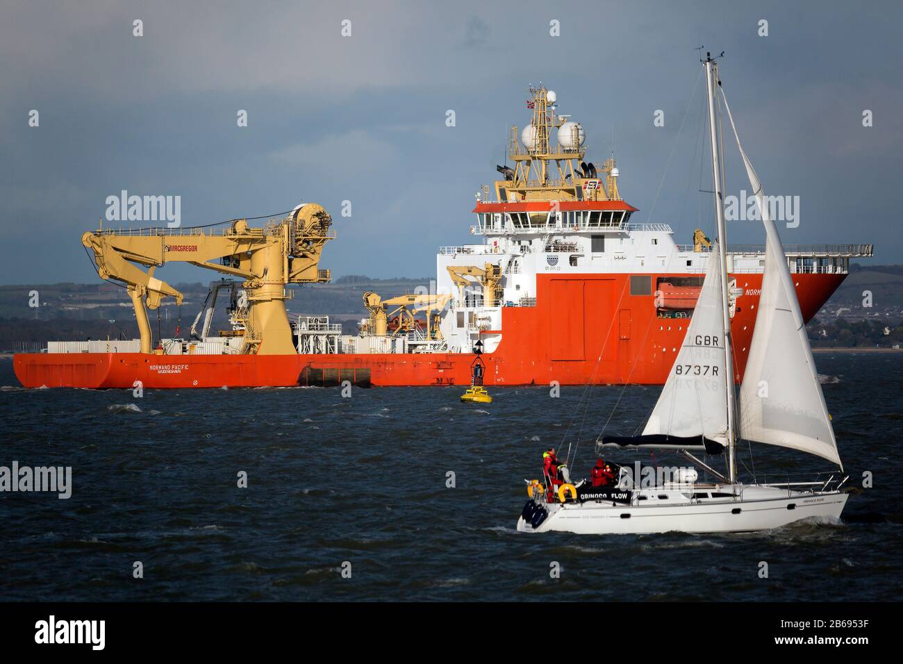 Ship, Survey,Heavy lift,crane,salvage,oil,platform,service, Normand ...