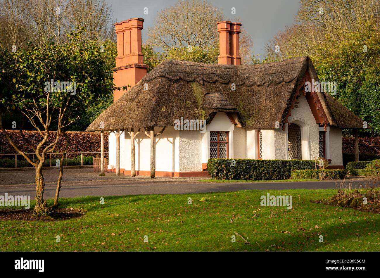 Authentic Irish Cottage High Resolution Stock Photography and Images ...