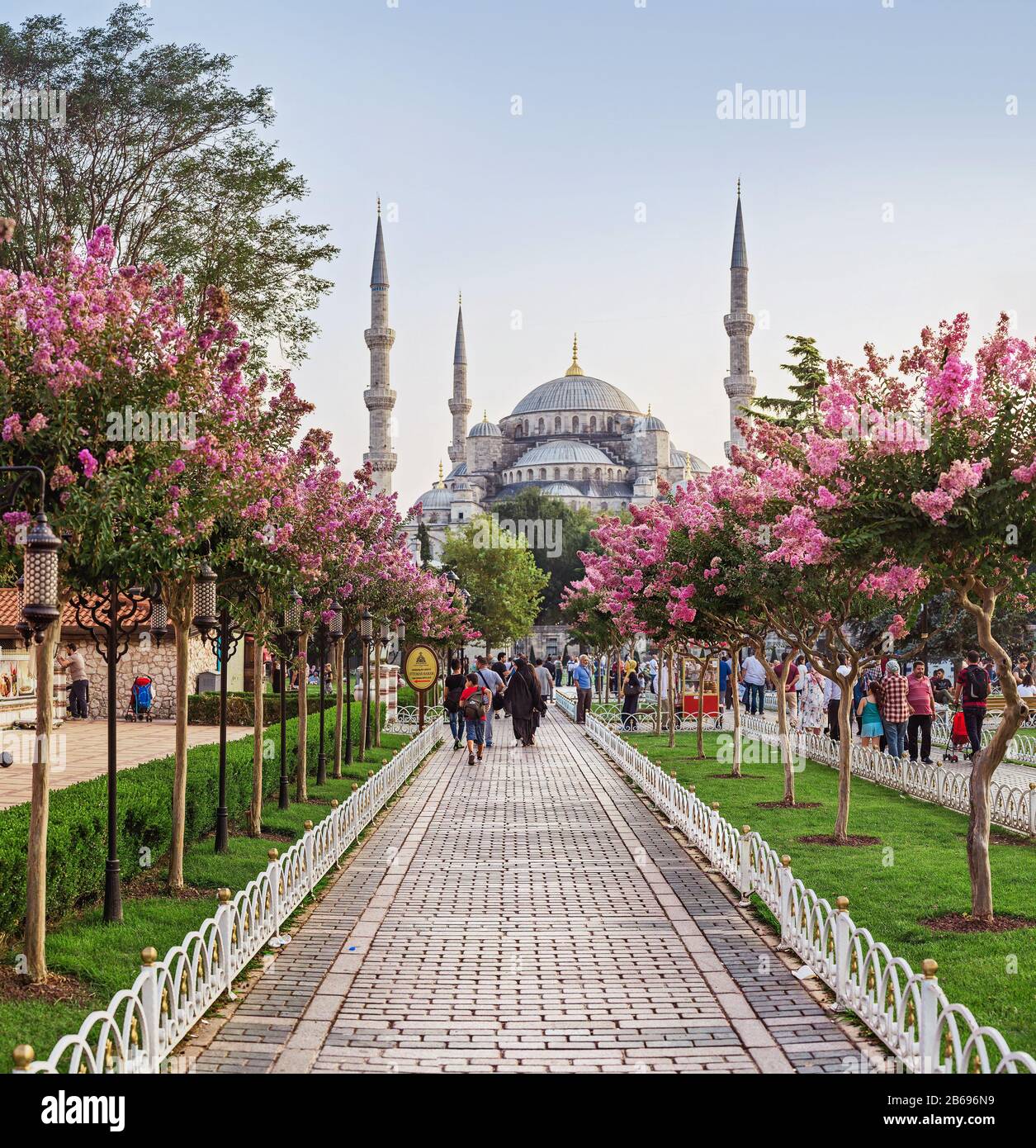 ISTANBUL, TURKEY - SEPTEMBER 10, 2017: The Blue Mosque or Sultanahmet ...