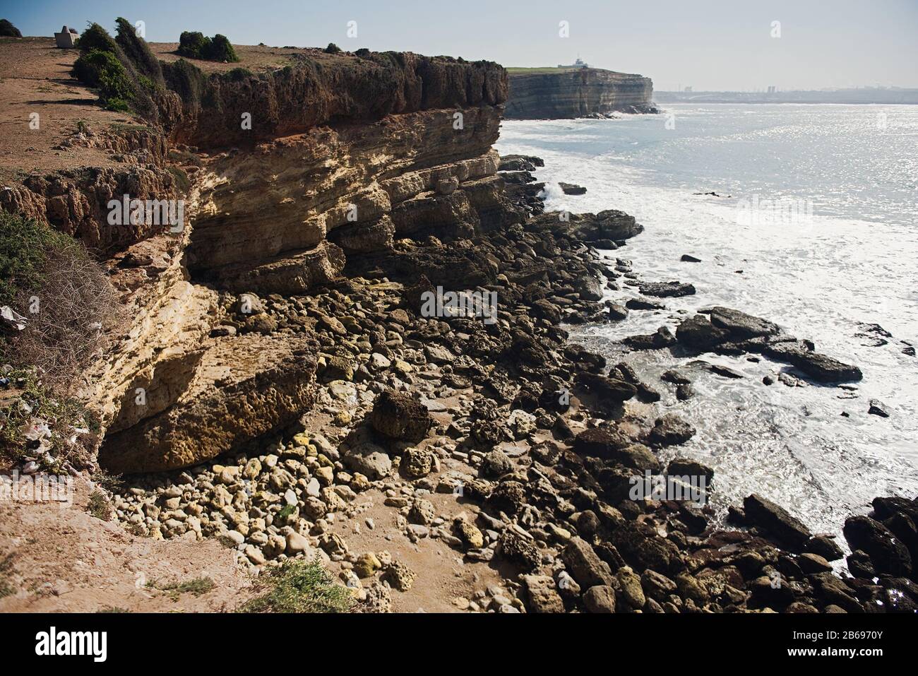 Wave crashing cliffs africa hi-res stock photography and images - Alamy