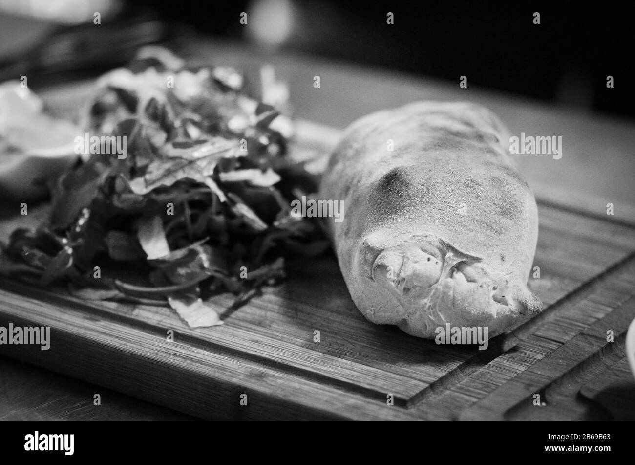 beef ribs inside of fresh bread Stock Photo - Alamy