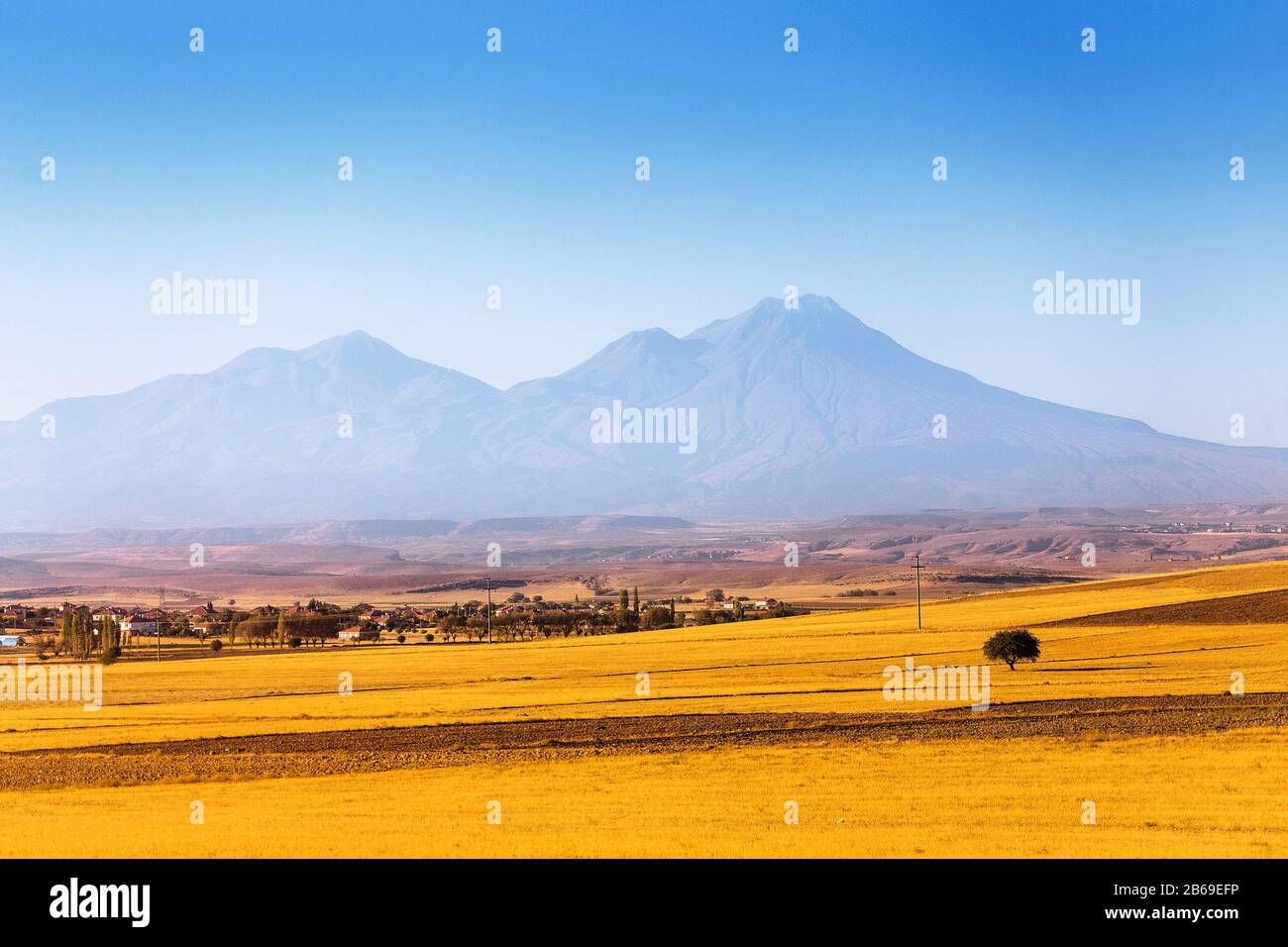 Anatolian Plateau High Resolution Stock Photography and Images - Alamy