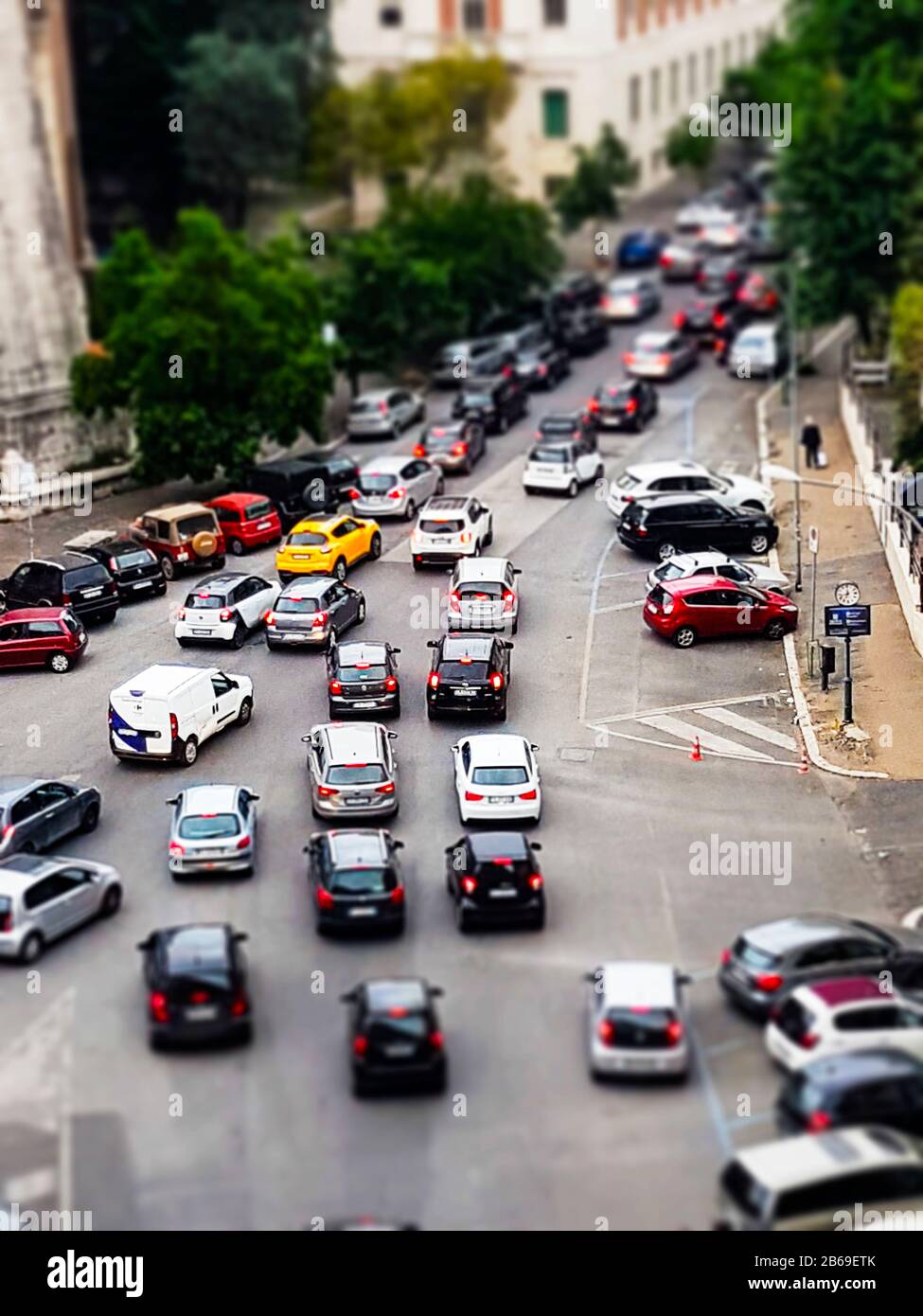 Tilt shift blur effect Rome traffic Stock Photo - Alamy