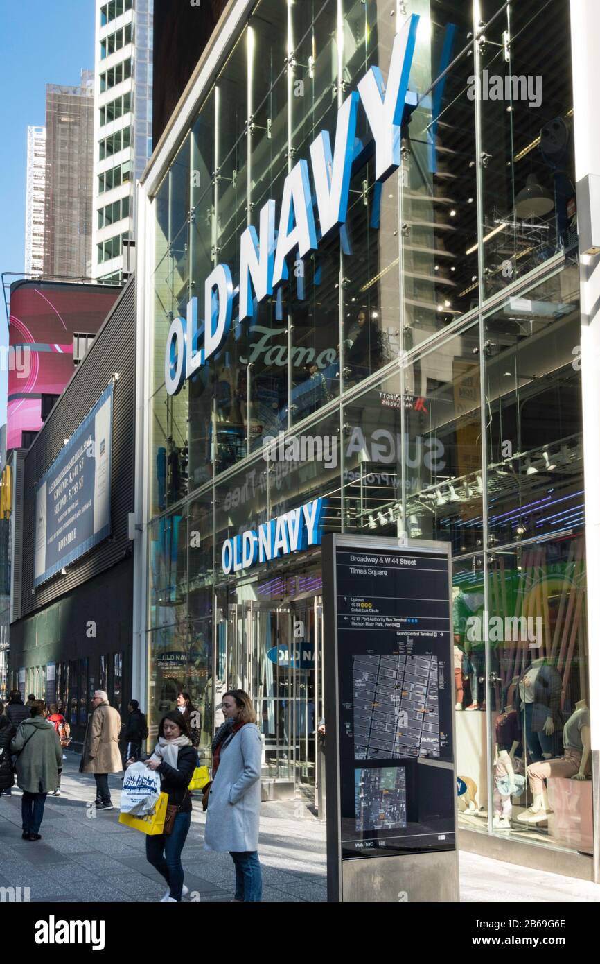 Old Navy Facade in Times Square, NYC, USA Stock Photo - Alamy