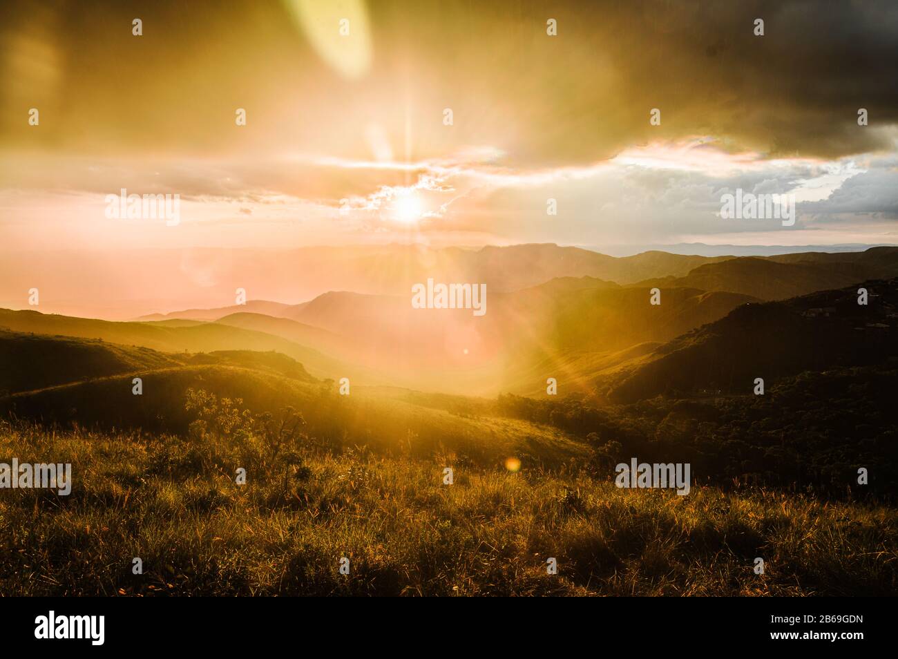 Mountains in golden light hi-res stock photography and images - Alamy