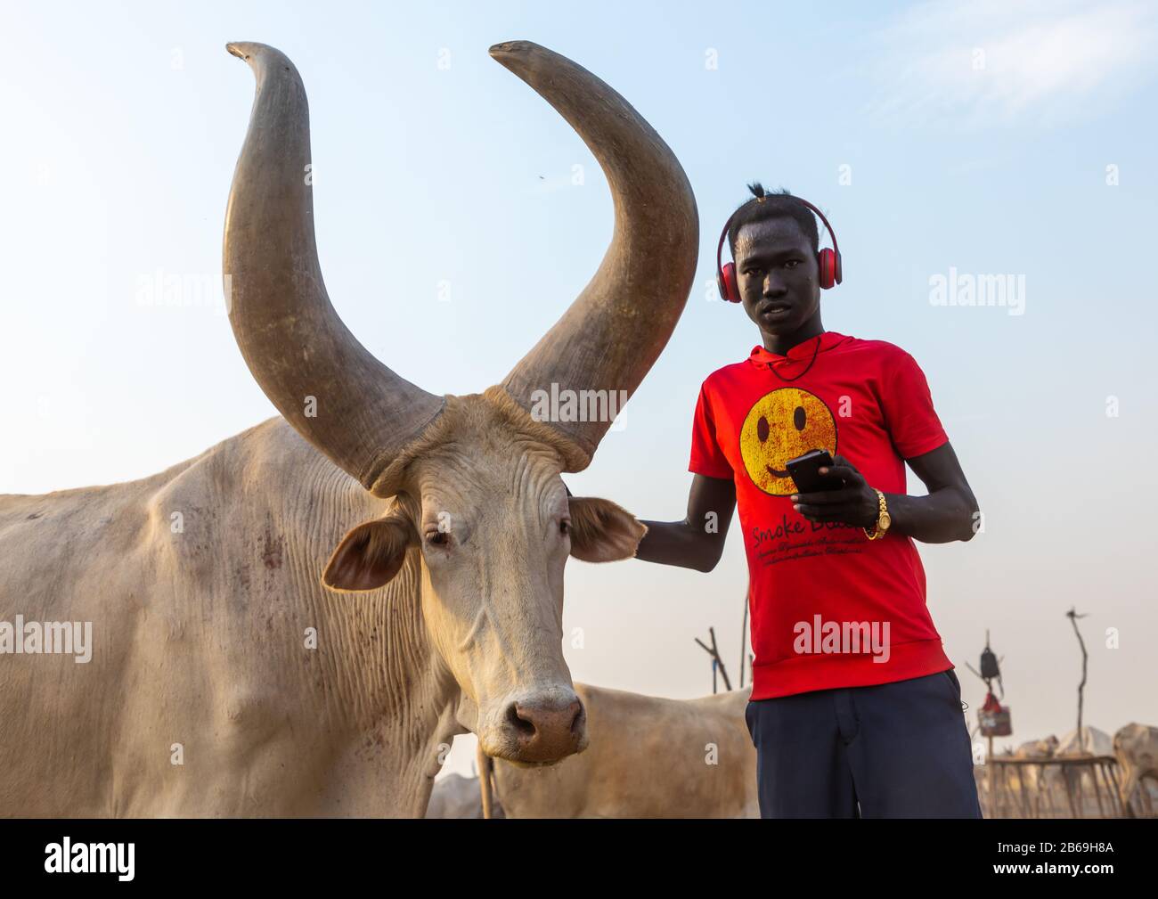 Watusi Men High Resolution Stock Photography and Images - Alamy