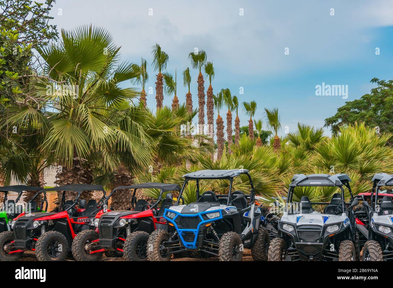 Off road buggy tour hi-res stock photography and images - Alamy