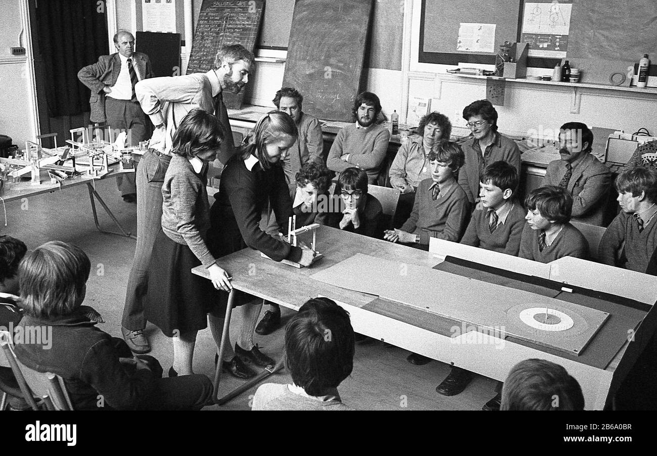 British history classroom hi-res stock photography and images - Alamy