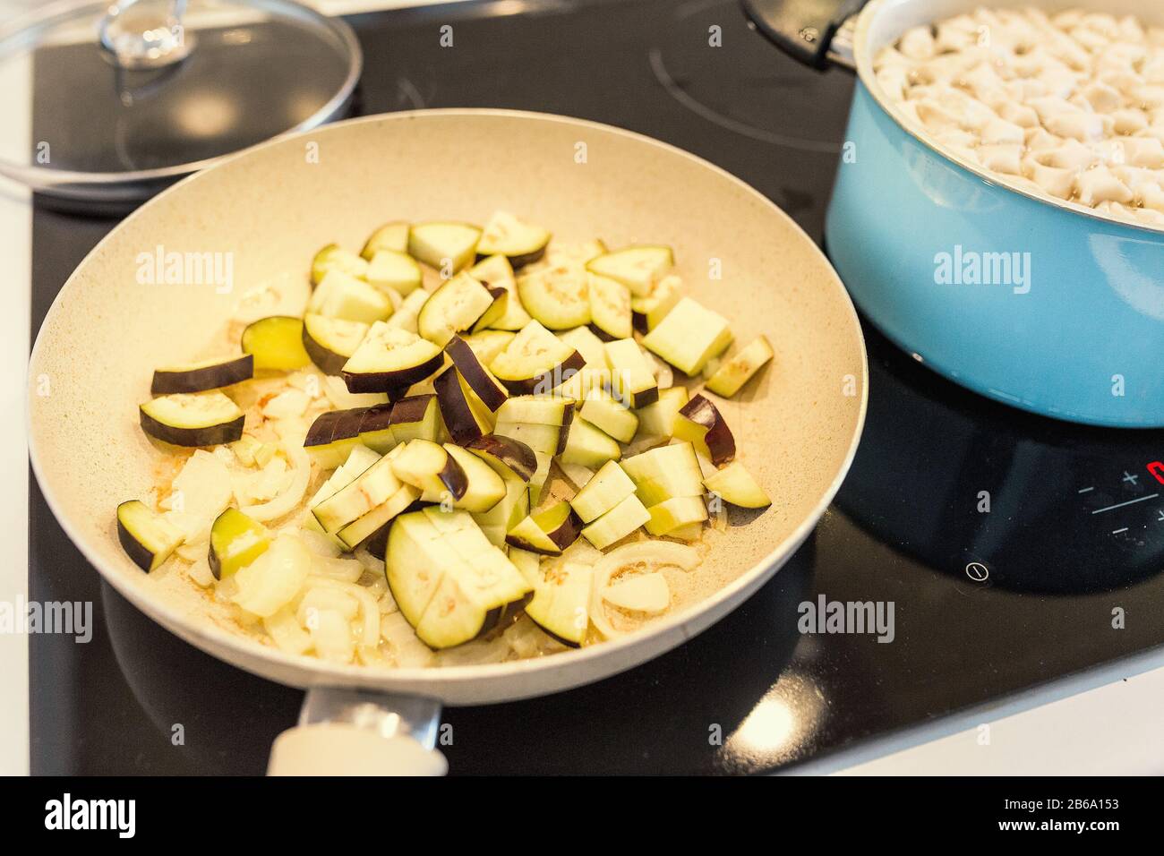 Induction tools hi-res stock photography and images - Alamy