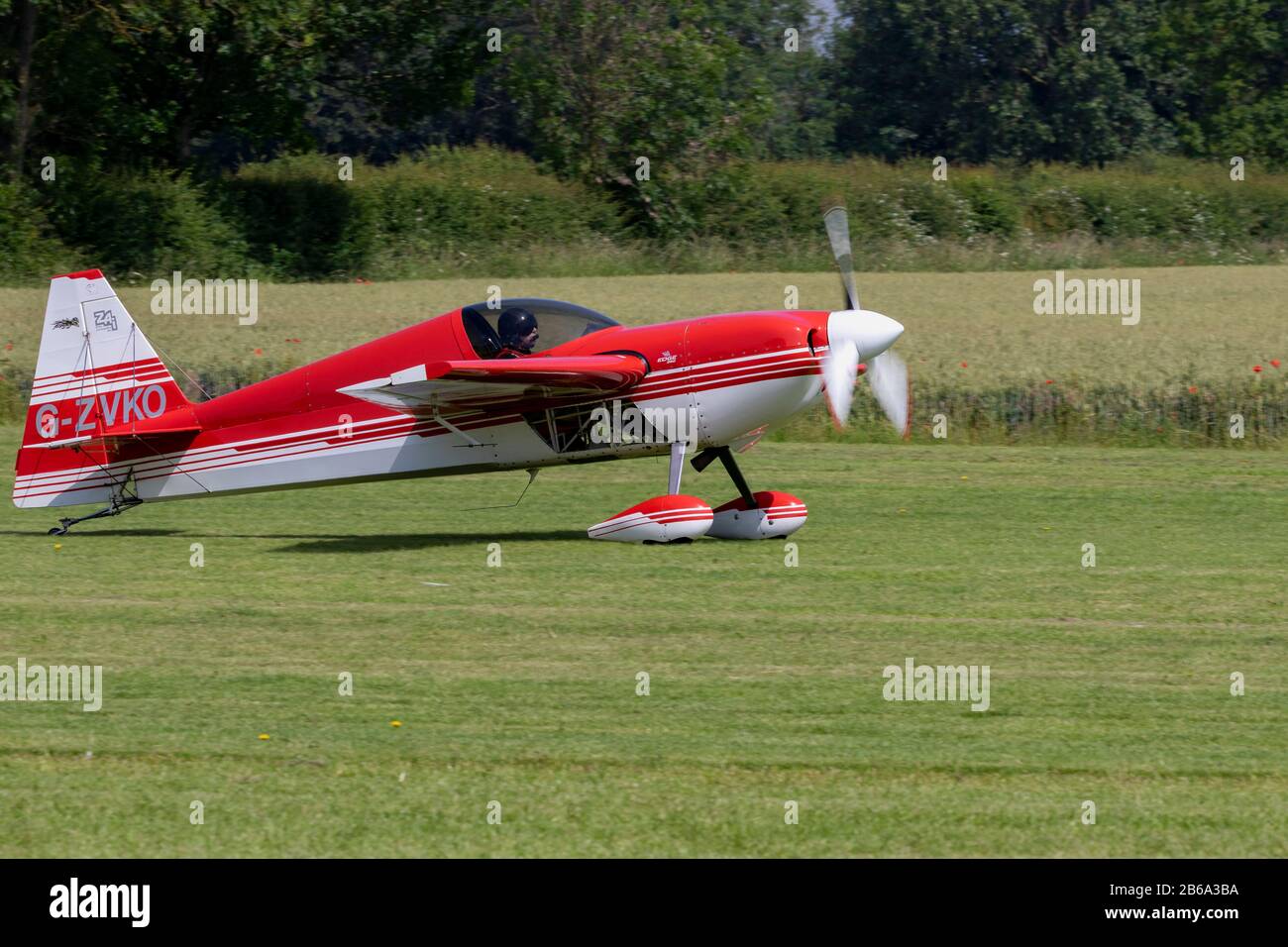 Edge 360 plane hi-res stock photography and images - Alamy