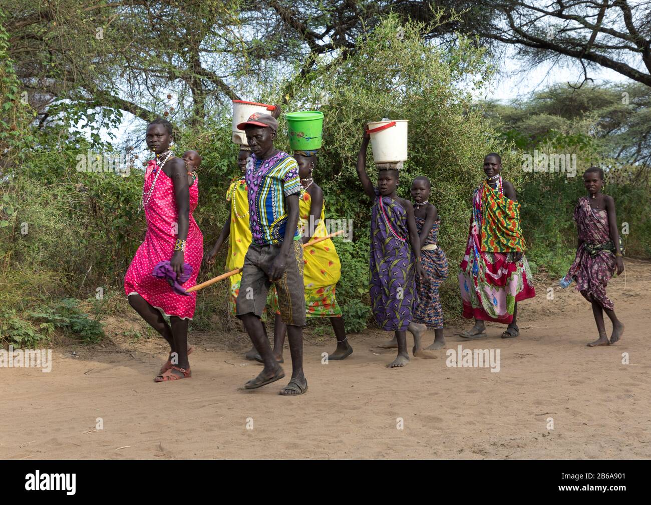 Toposa people coming back from the market, Namorunyang State, Kapoeta ...