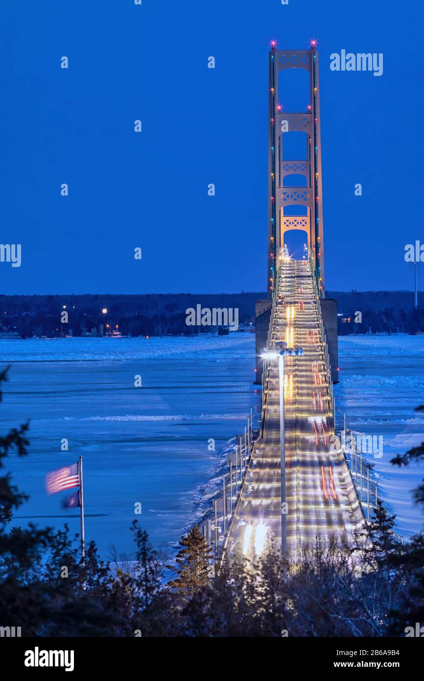 Mackinac bridge hi-res stock photography and images - Alamy