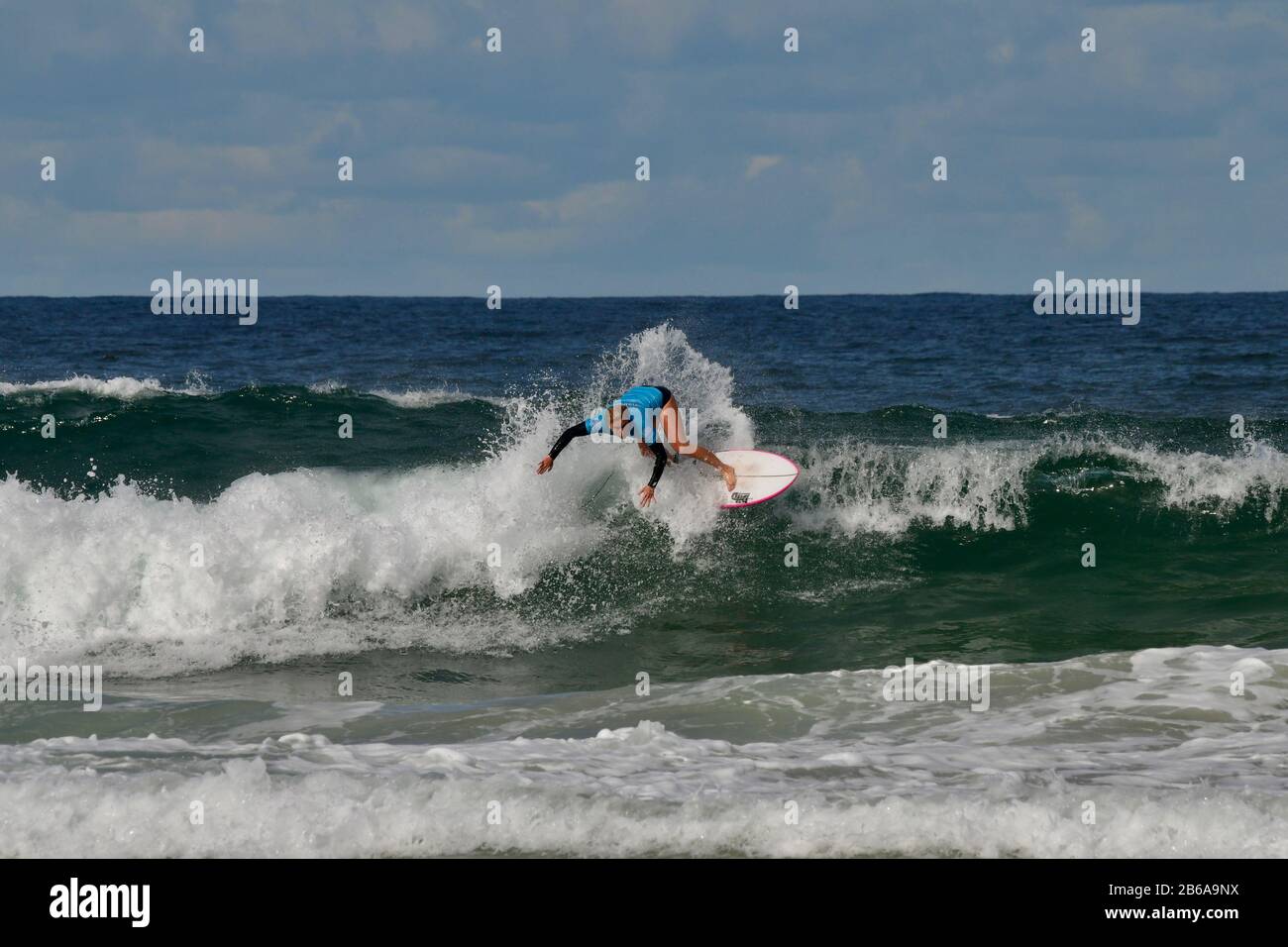 Womans action hi-res stock photography and images - Alamy