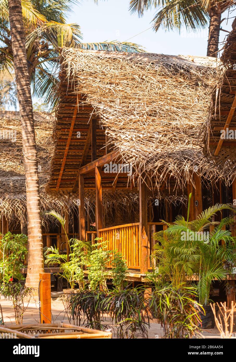 Coconut leaves roof hi-res stock photography and images - Alamy