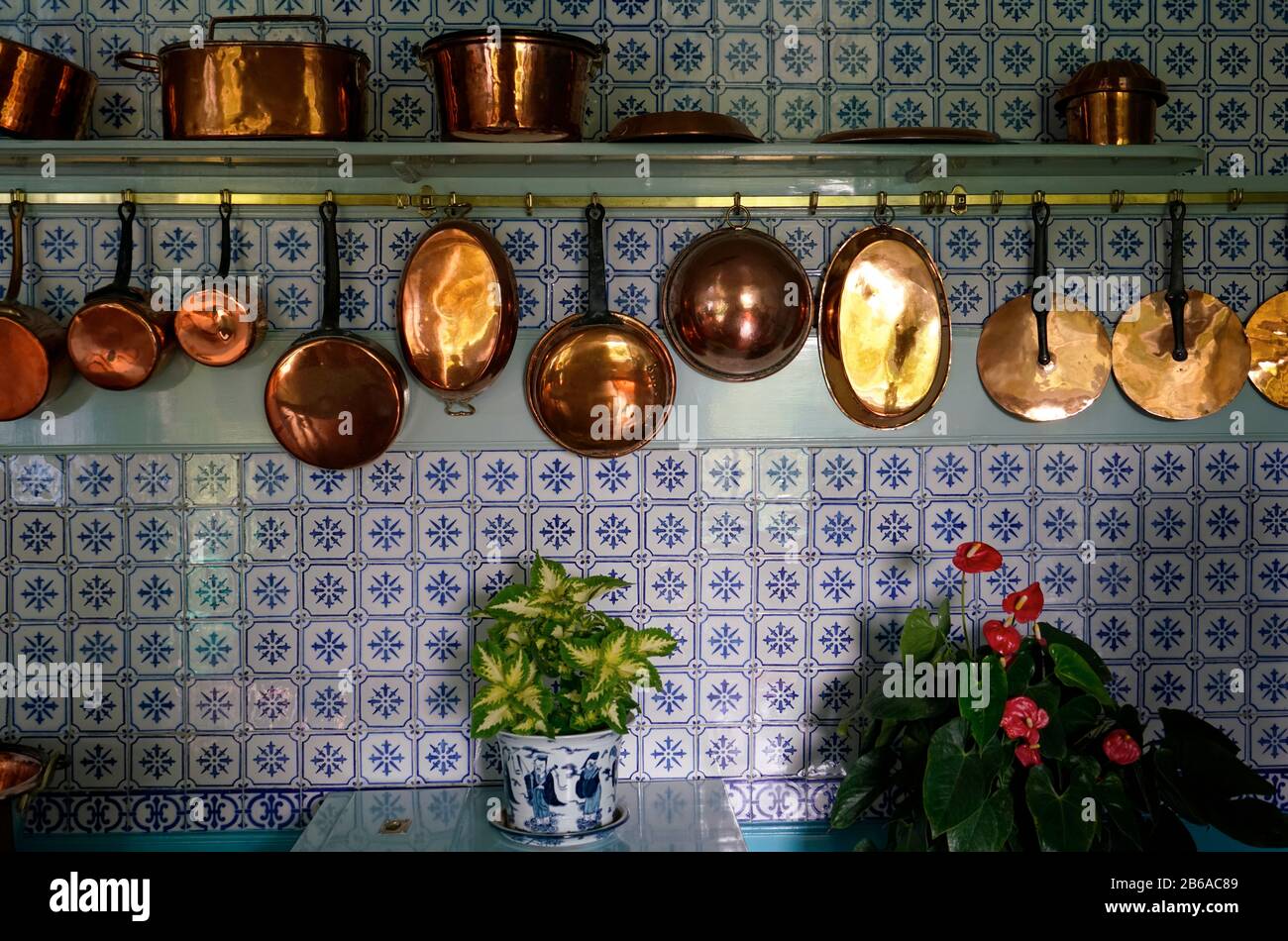 Monet house interior hi-res stock photography and images - Alamy