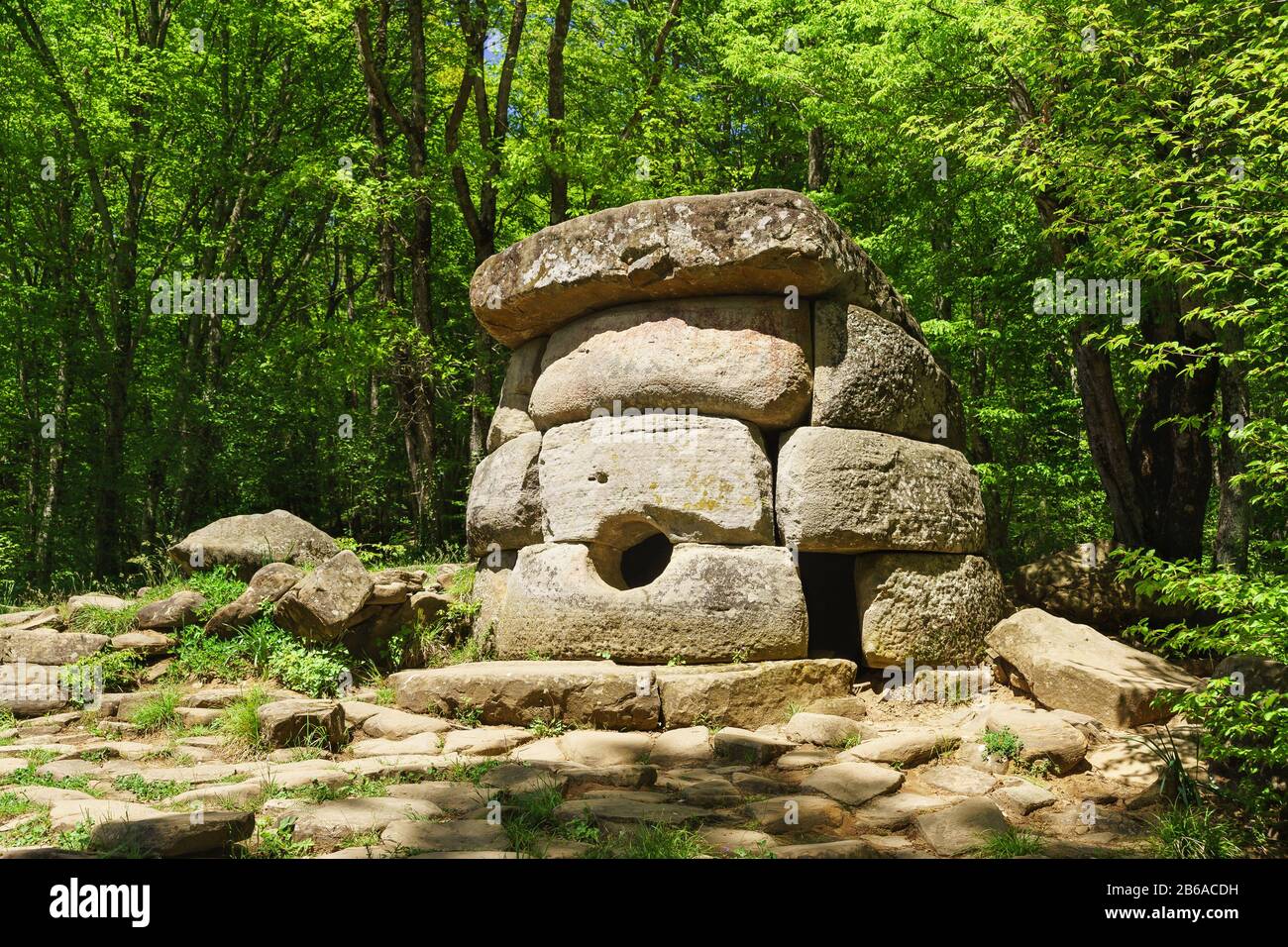 Megalithic burials hi-res stock photography and images - Alamy