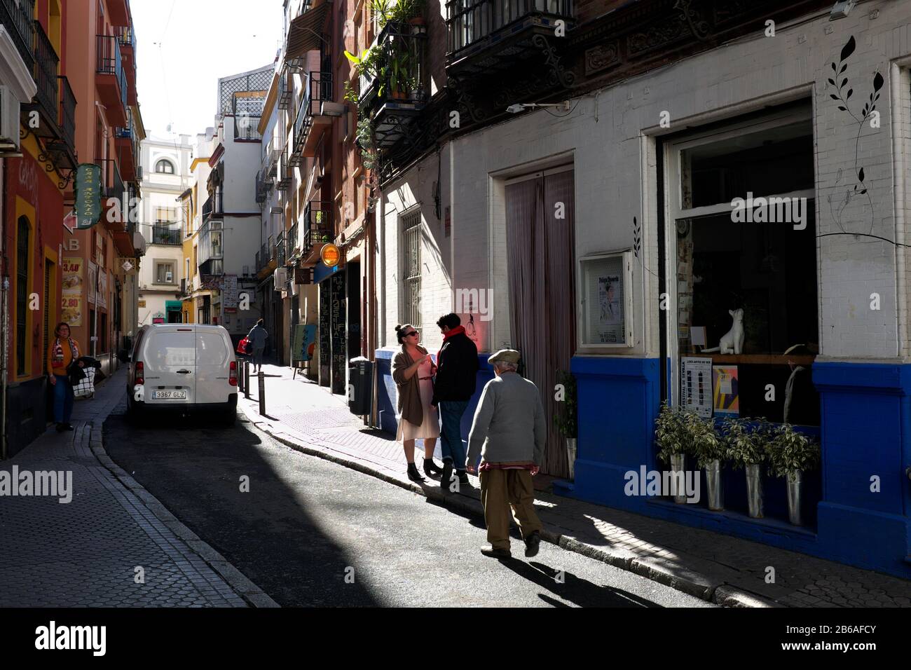 Seville neighbourhood hi-res stock photography and images - Alamy