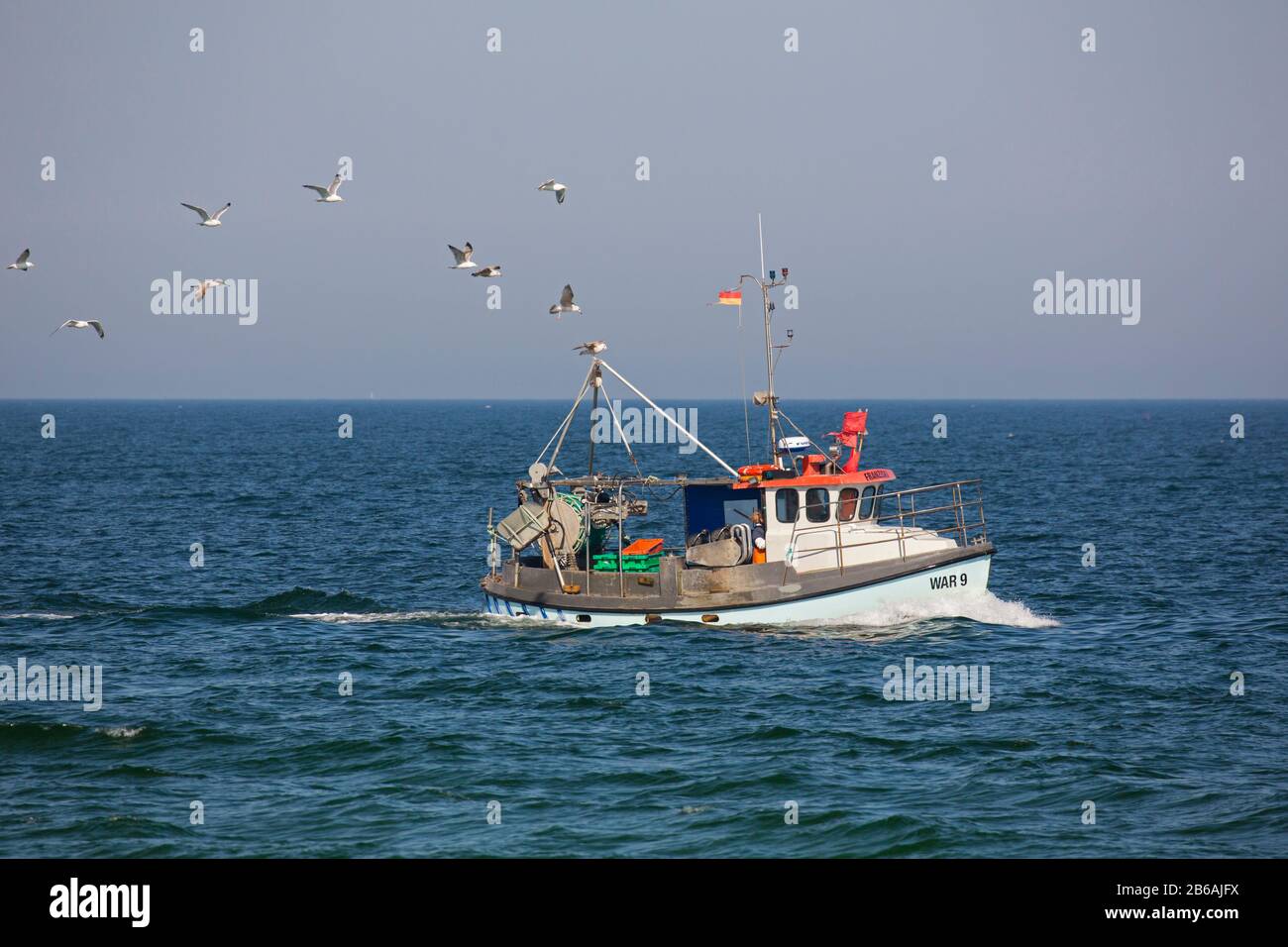 Sailing cutter hi-res stock photography and images - Alamy