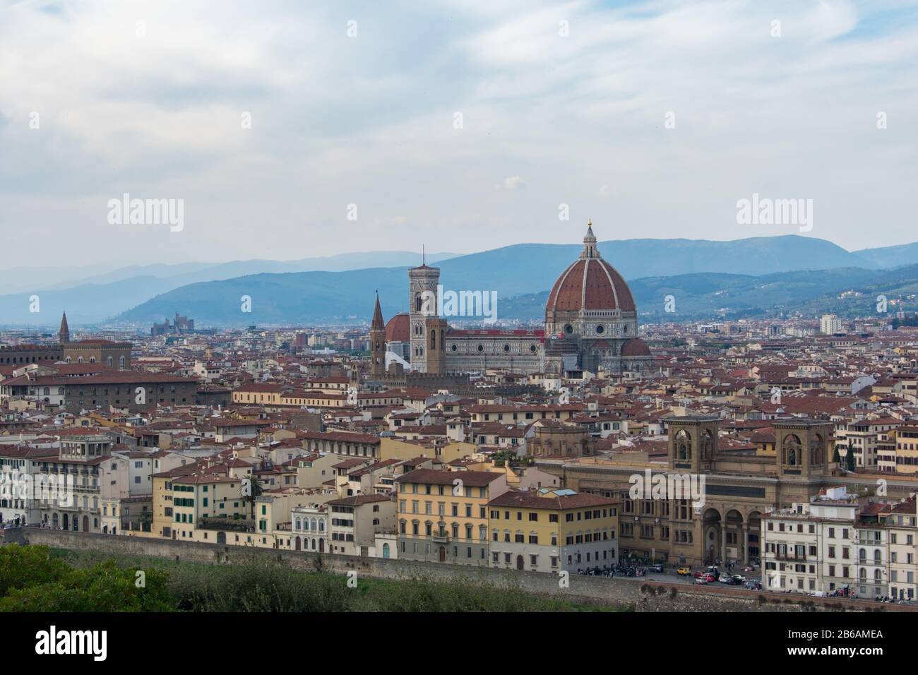 Beautiful cathedral city florence hi-res stock photography and images ...