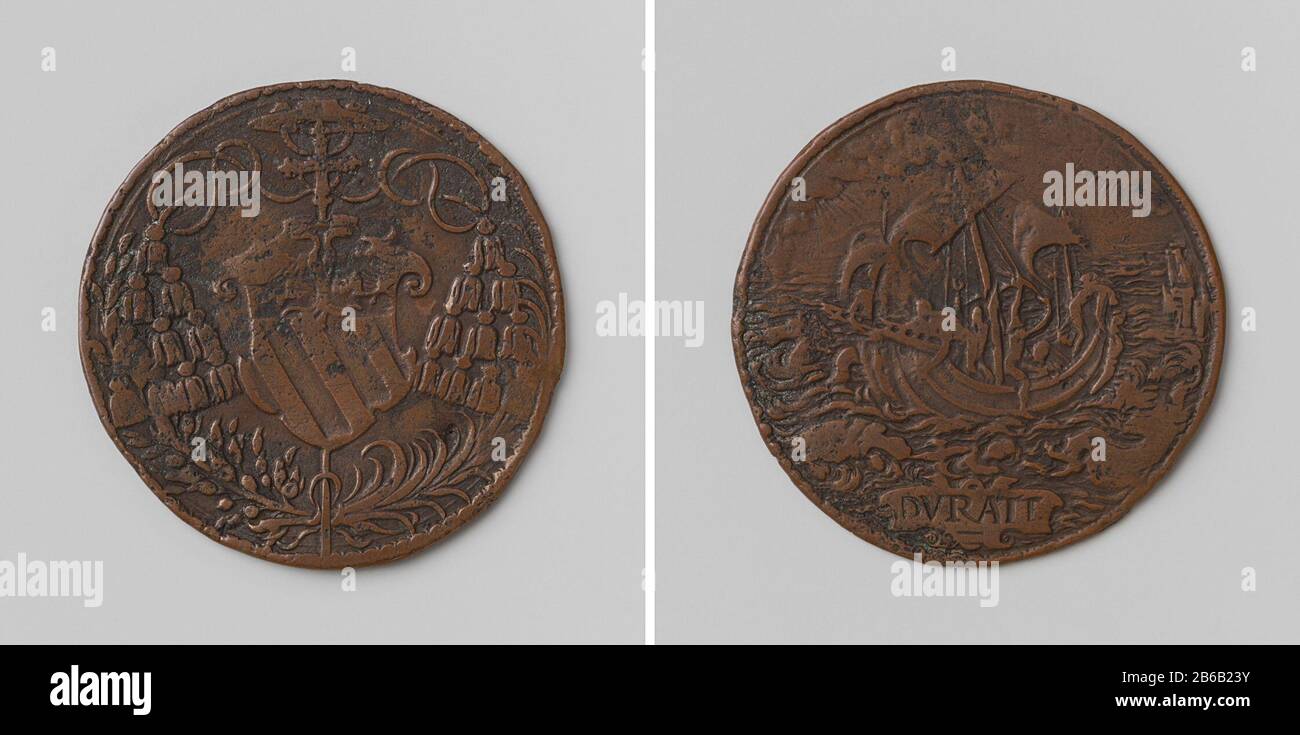 Antoine Perrenot, Cardinal Granvelle Koperen wapenschild, hangend aan ...