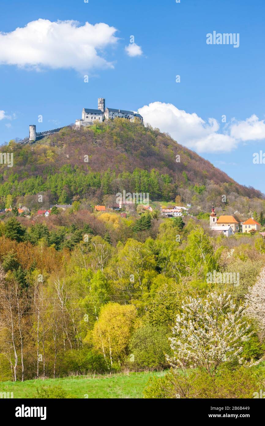Bezdez castle in Central Bohemia, Czech Republic Stock Photo - Alamy