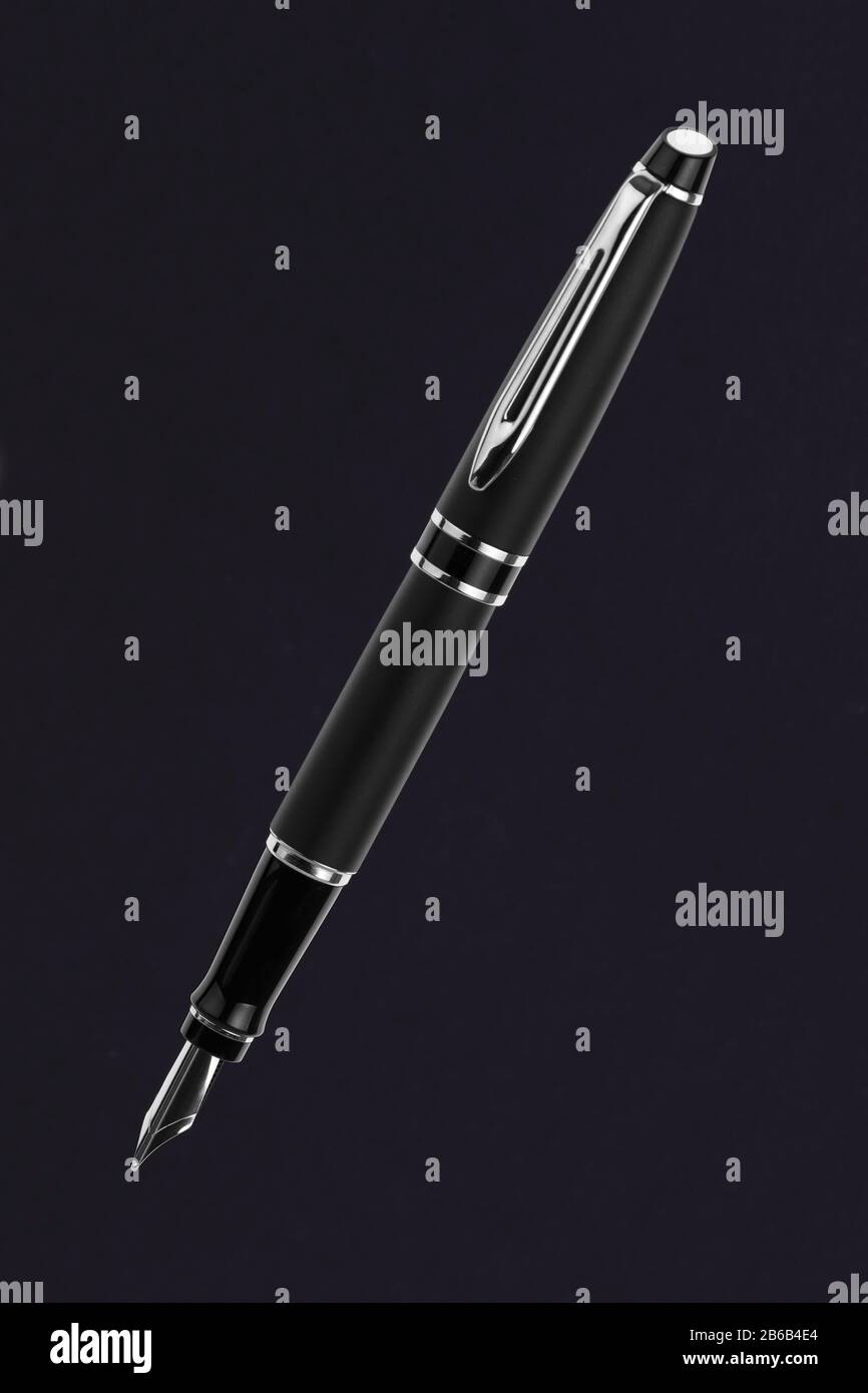 Black fountain ink pen hi-res stock photography and images - Alamy