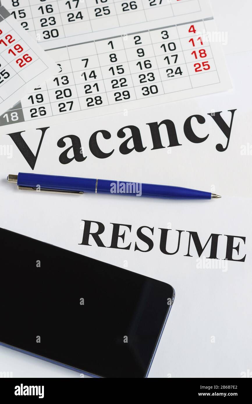 Resume with pen and paper hi-res stock photography and images - Alamy