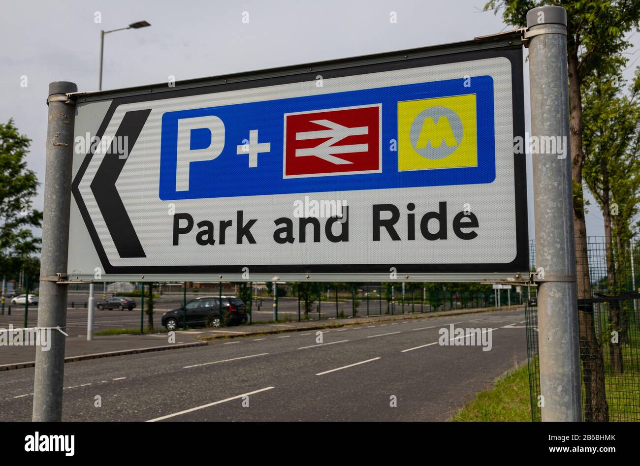 Birkenhead park entrance hi-res stock photography and images - Alamy